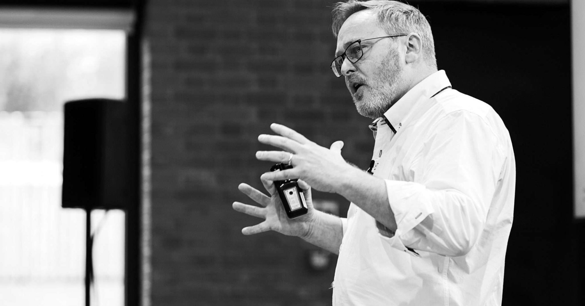 Inspiring Leadership Speakers with Wavelength