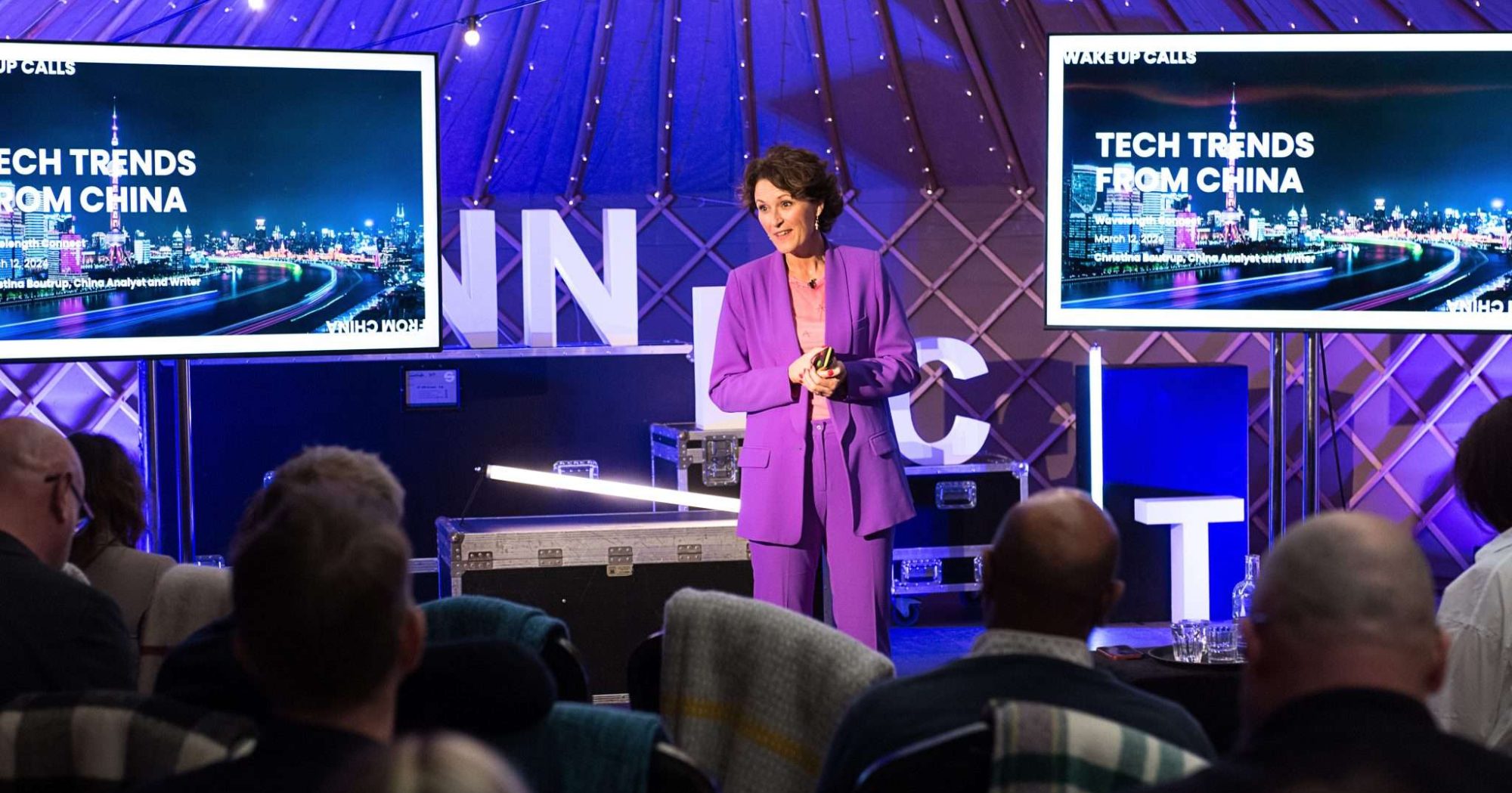 Executive Leadership Training by Wavelength